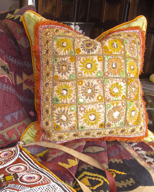 Empress Of The Eye®: Revitalizing a Moroccan Textile