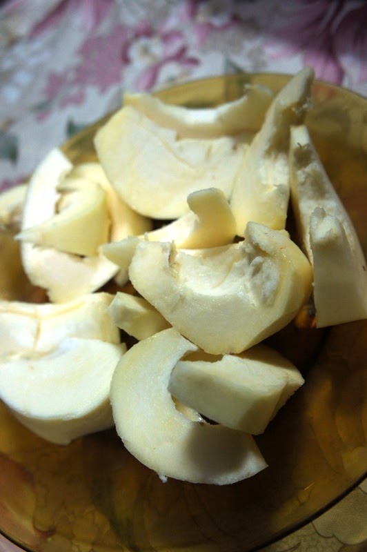 OUR PHILIPPINE TREES: How to Eat Mabolo without the Added Fuzz