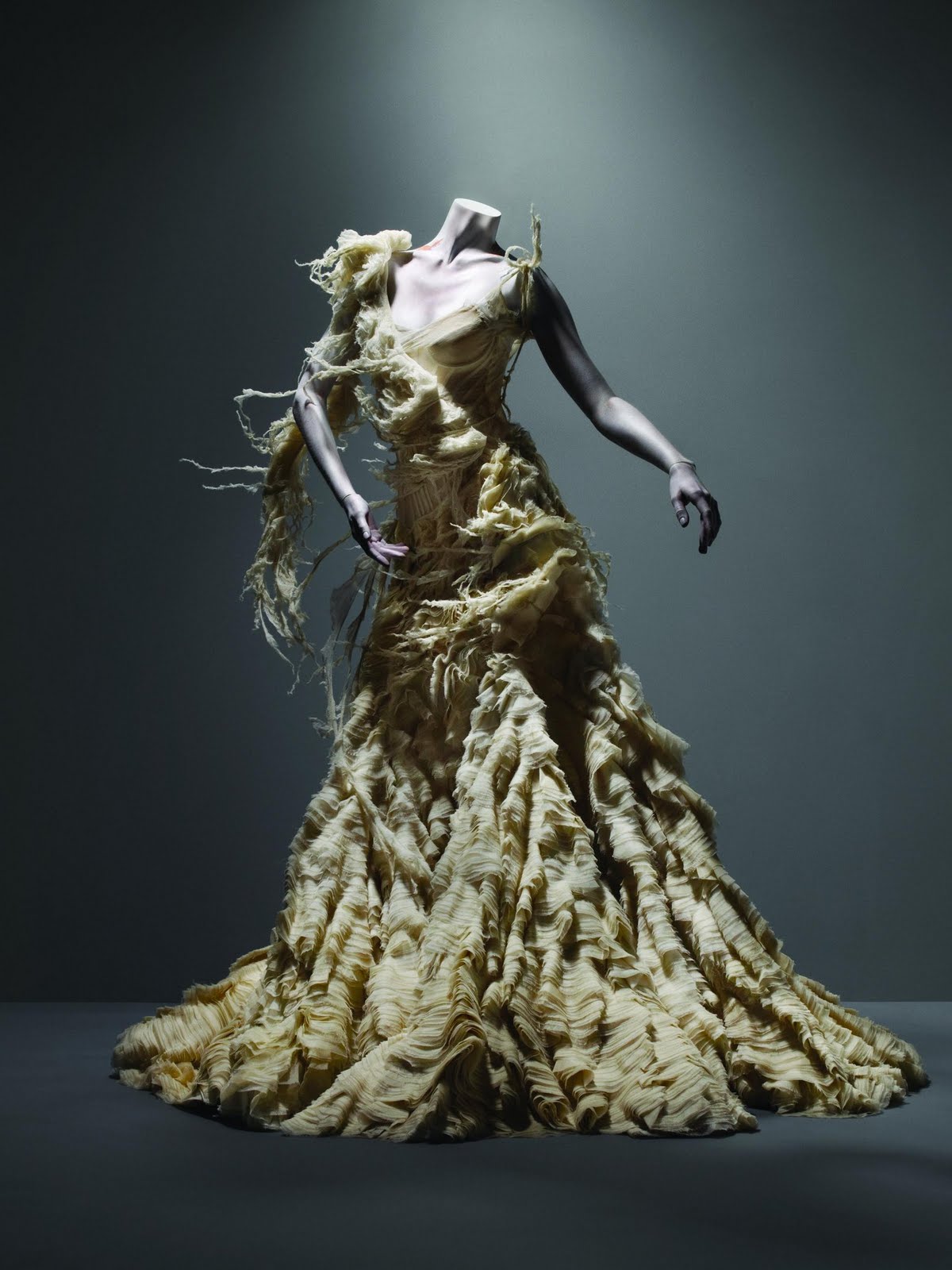 Style Mad Alice: Alexander McQueen: Savage Beauty exhibition at The ...