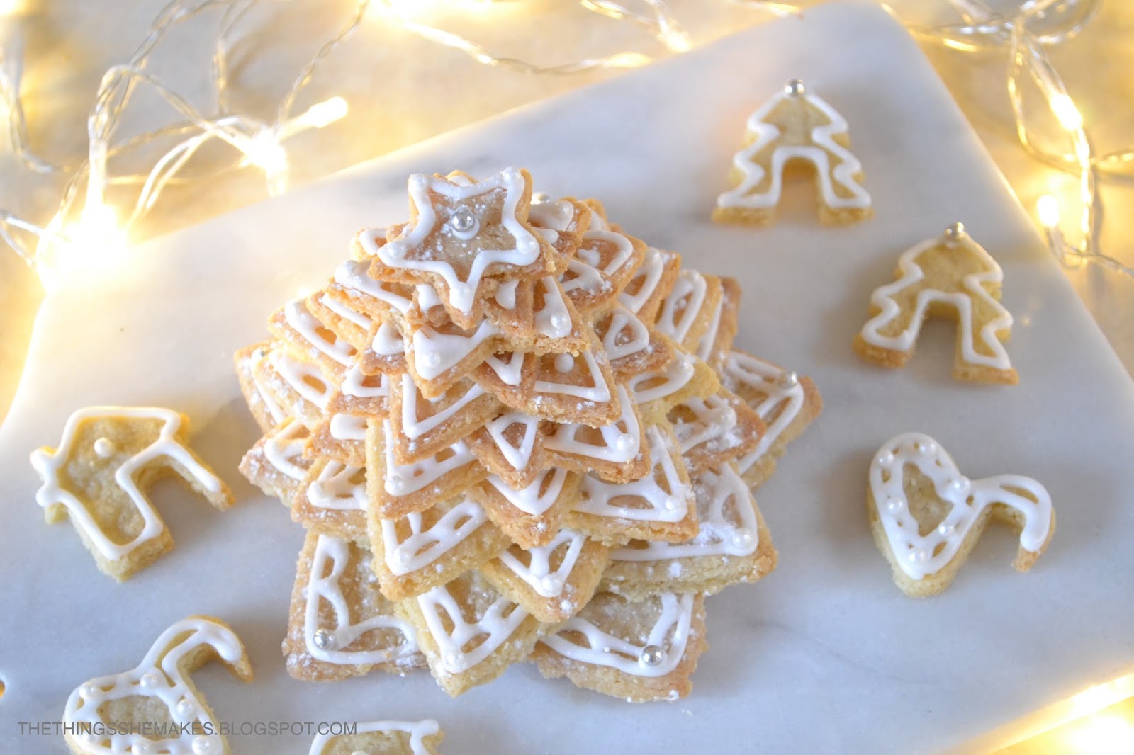 DIY Christmas | Iced Biscuit Christmas Tree & Mug Biscuits | The Things ...