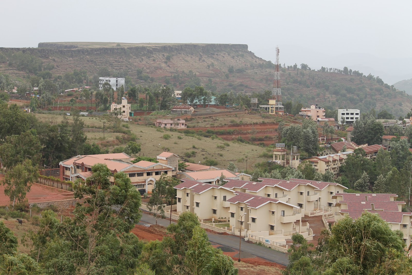 My footprints n clicks: Panchgani Trip - Table land and Devil's Kitchen