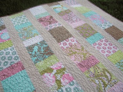 Free Baby Projects: Charm Squares Baby Quilt