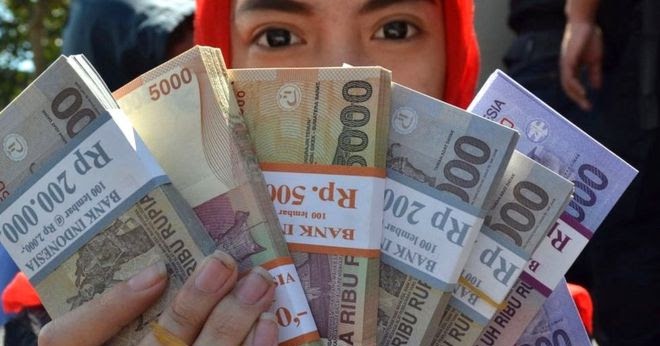 10 Ribu Rupiah Membuat Anda Mengerti Cara Bersyukur - Kisah Inspiratif