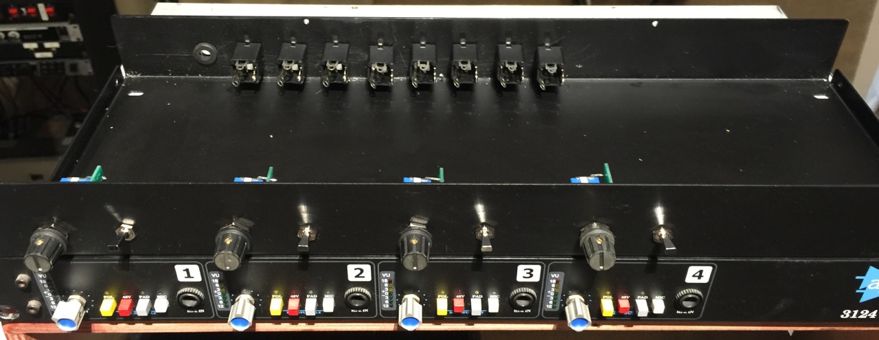 High on Technology: API 3124 MIC PREAMP QUAD OUTPUT ATTENUATOR DIY