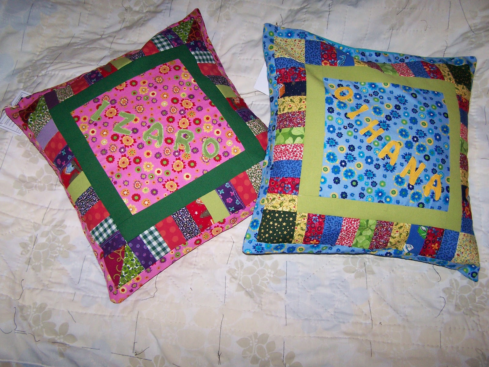 la petite maison de patchwork : Cojines infantiles personalizados