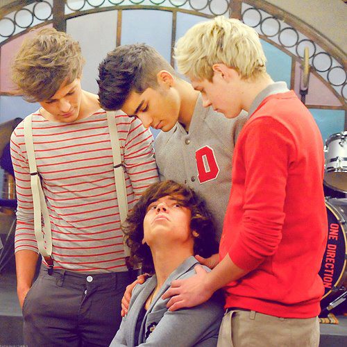 One Direction ~ Historias: iCarly