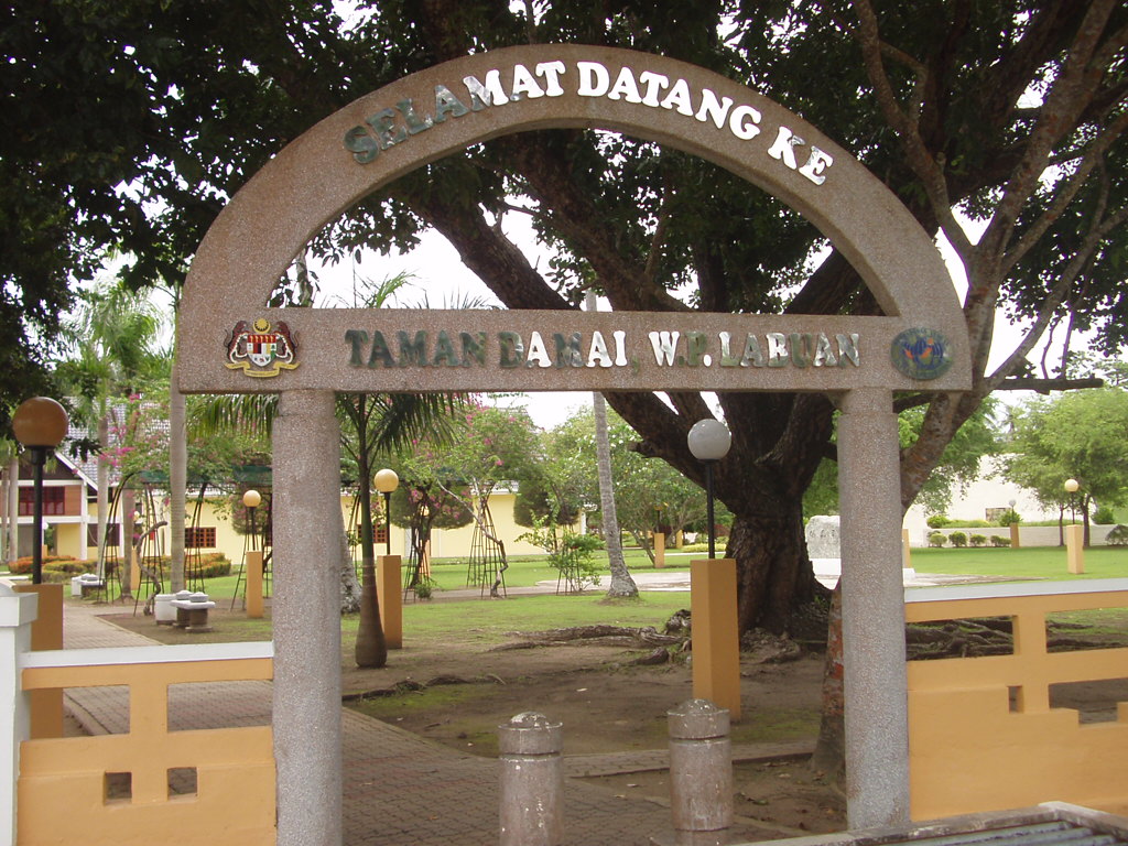 Tempat Menarik Di Sabah Sarawak Dan Semenanjung Malaysia: Wilayah ...