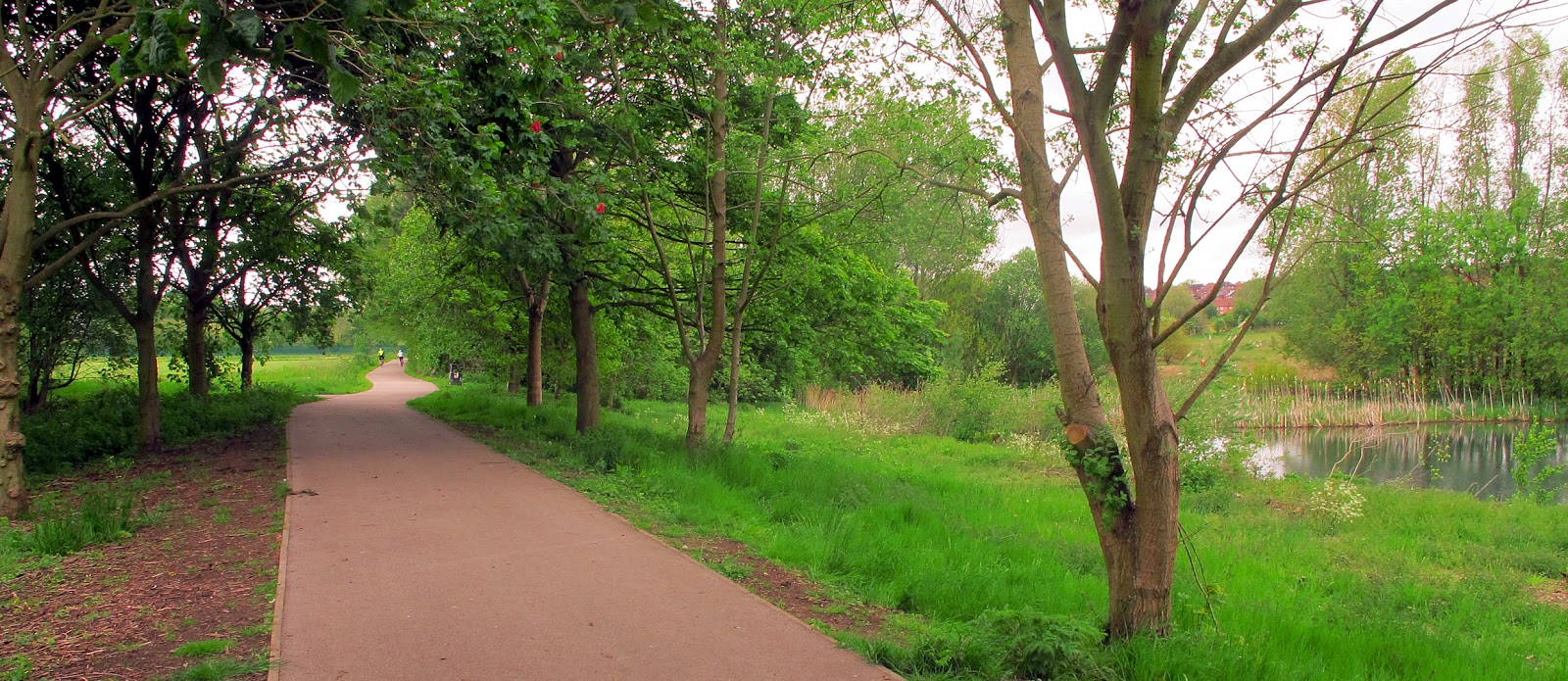 Two Wheels and a Camera: Biddulph Valley Way