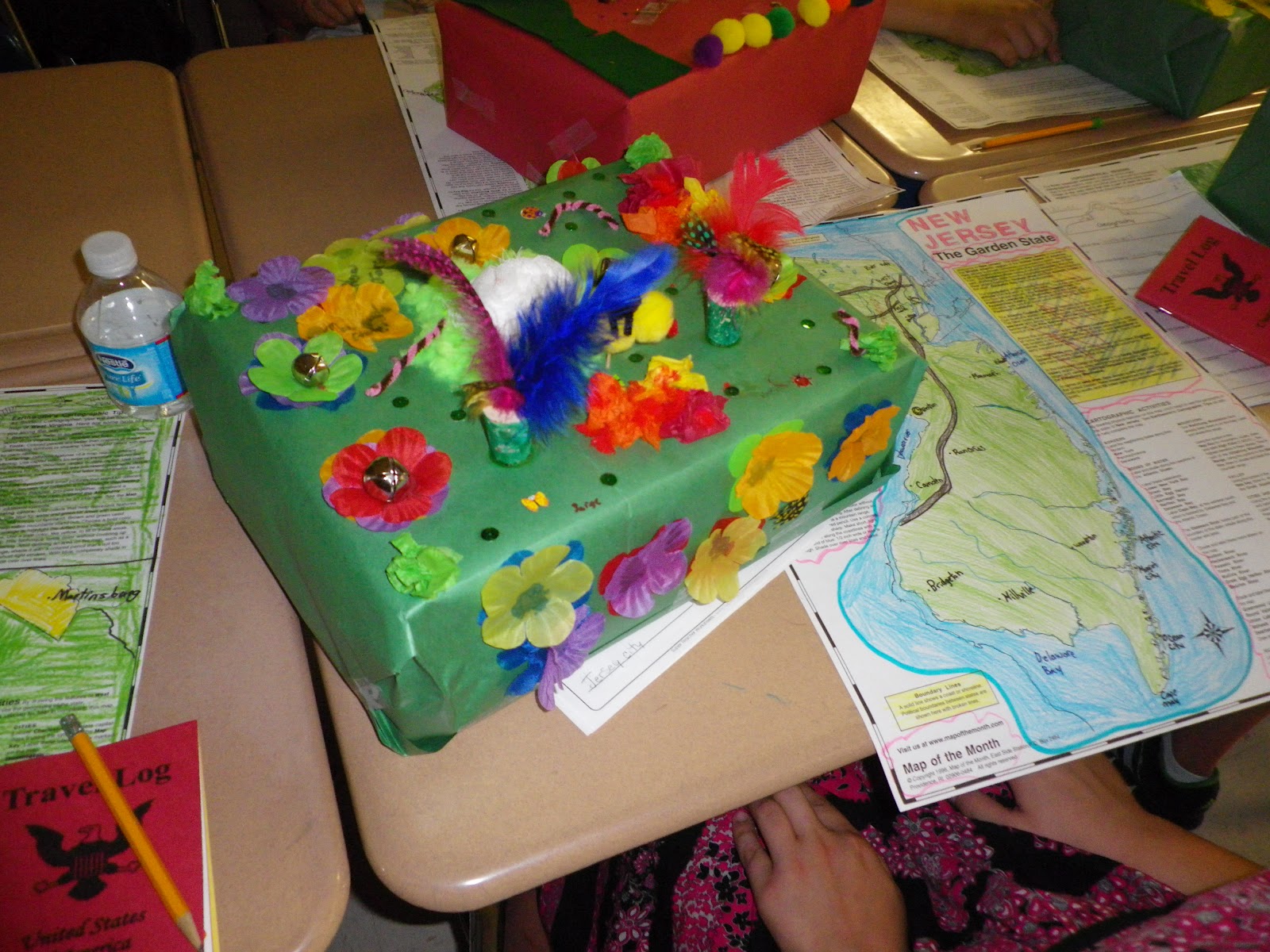 Fabulous in Fifth!: State Floats