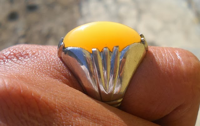 Lapak Batu Antik ( LBA ): AK173- SOLD- Batu Kuning Sagaranten - Antik