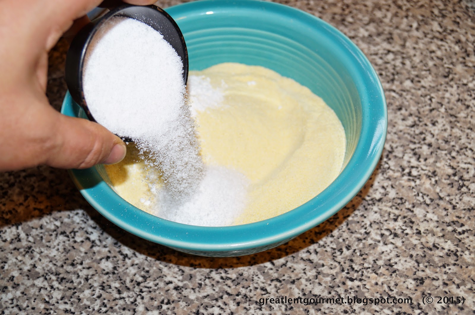 Great Lent Gourmet: Day 16: March 9, 2015 - Bobota (Greek Corn Bread ...