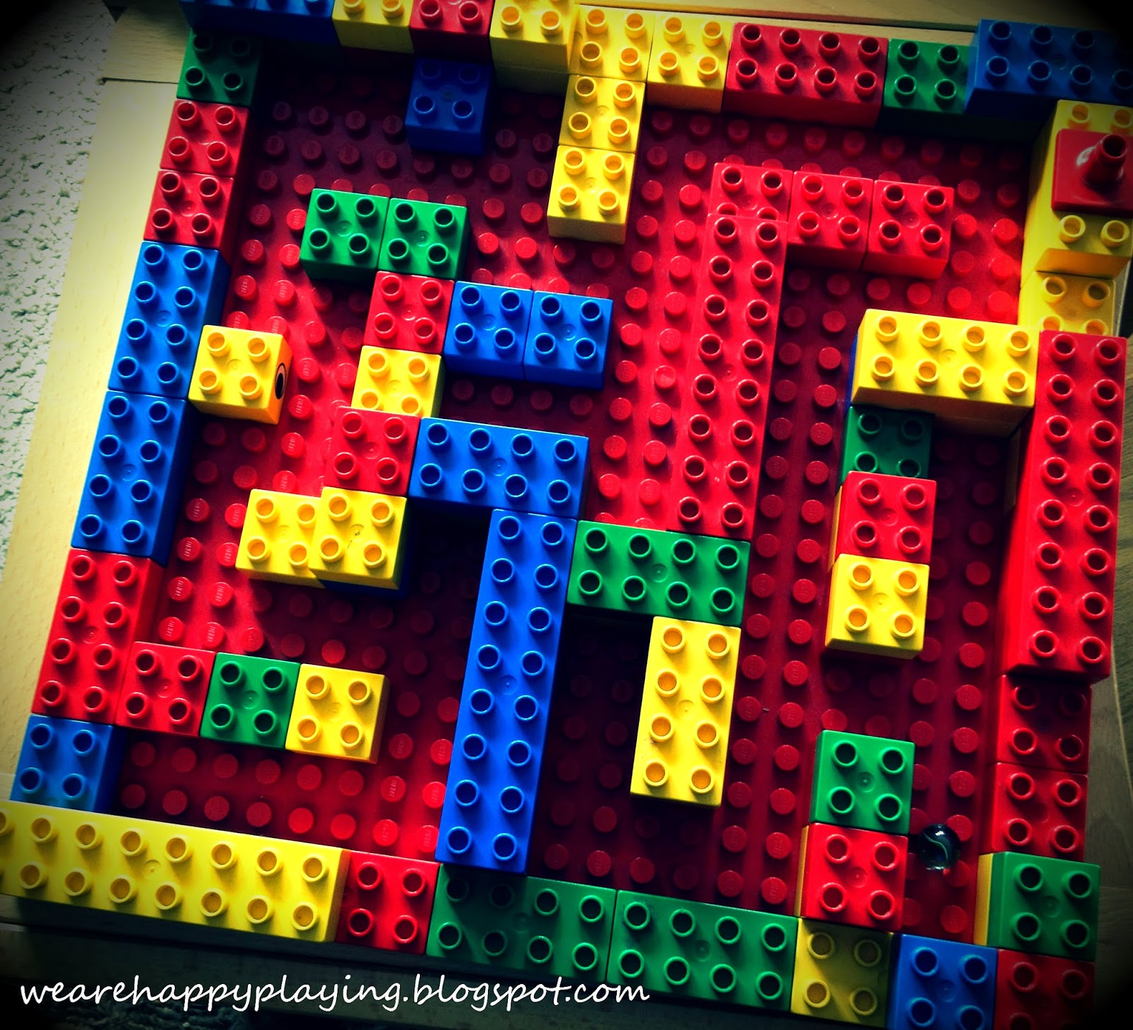 We are Happy Playing: How to build a Duplo Marble Maze
