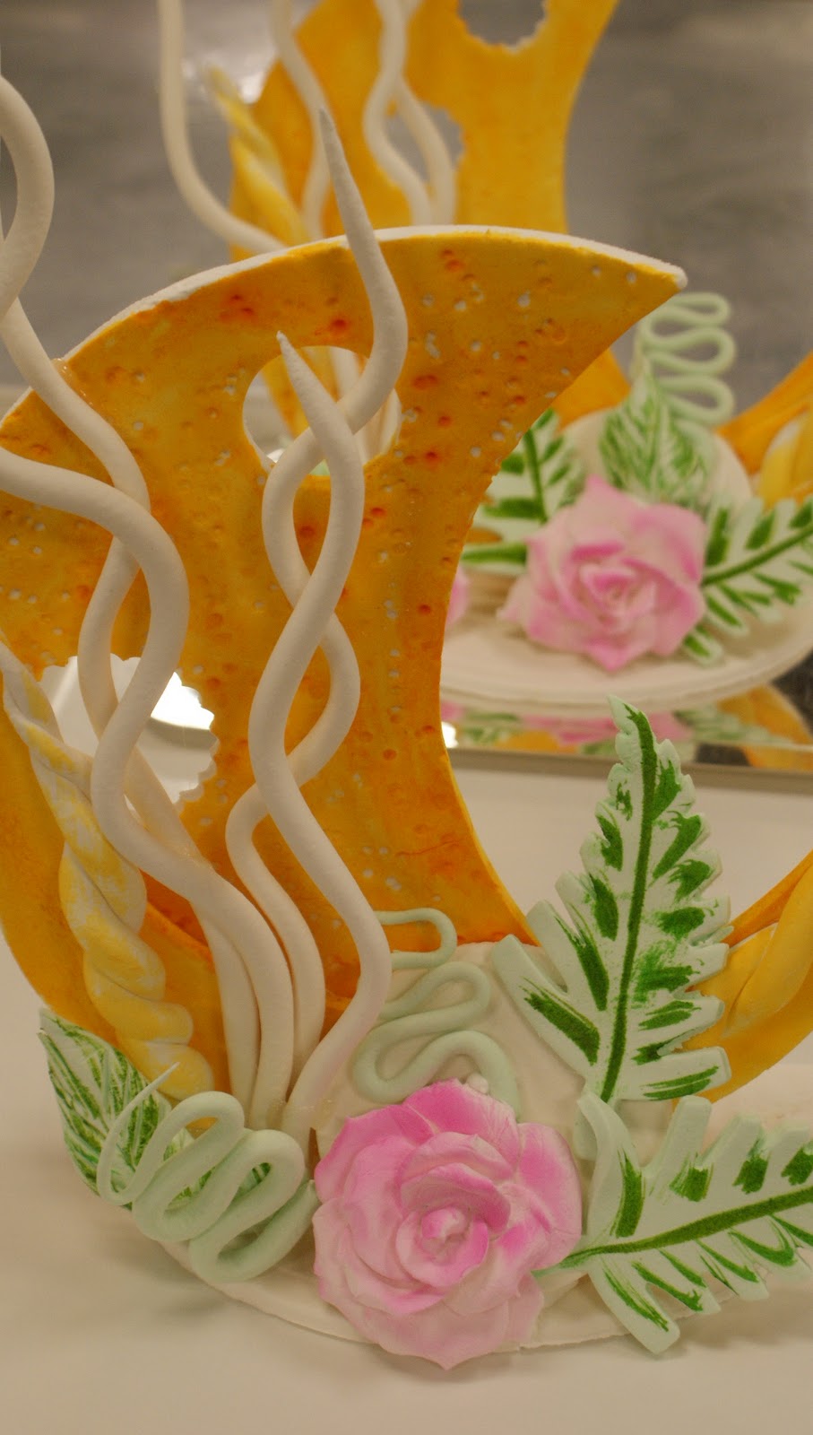 Aaron Maree: MOVING PAST PASTILLAGE....I promise