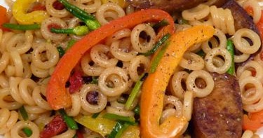 Ring Pasta with Italian Sausage and Colorful Peppers