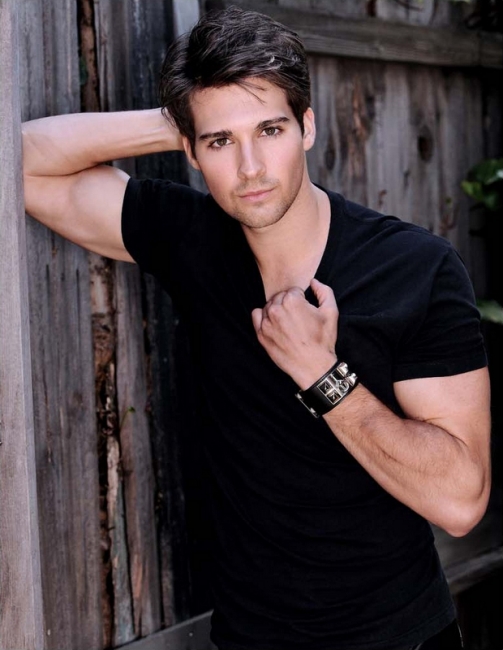 Music Sounds Better With You~: This is a James Maslow pimp post