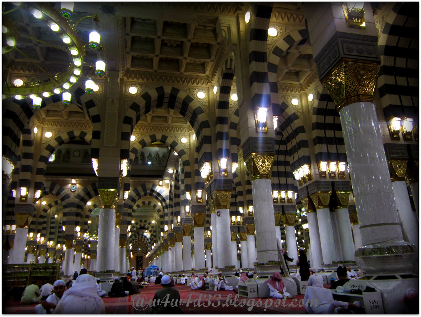 Al Madinah Al-Munawarah - the city of the prophet - Wa Tell Tales