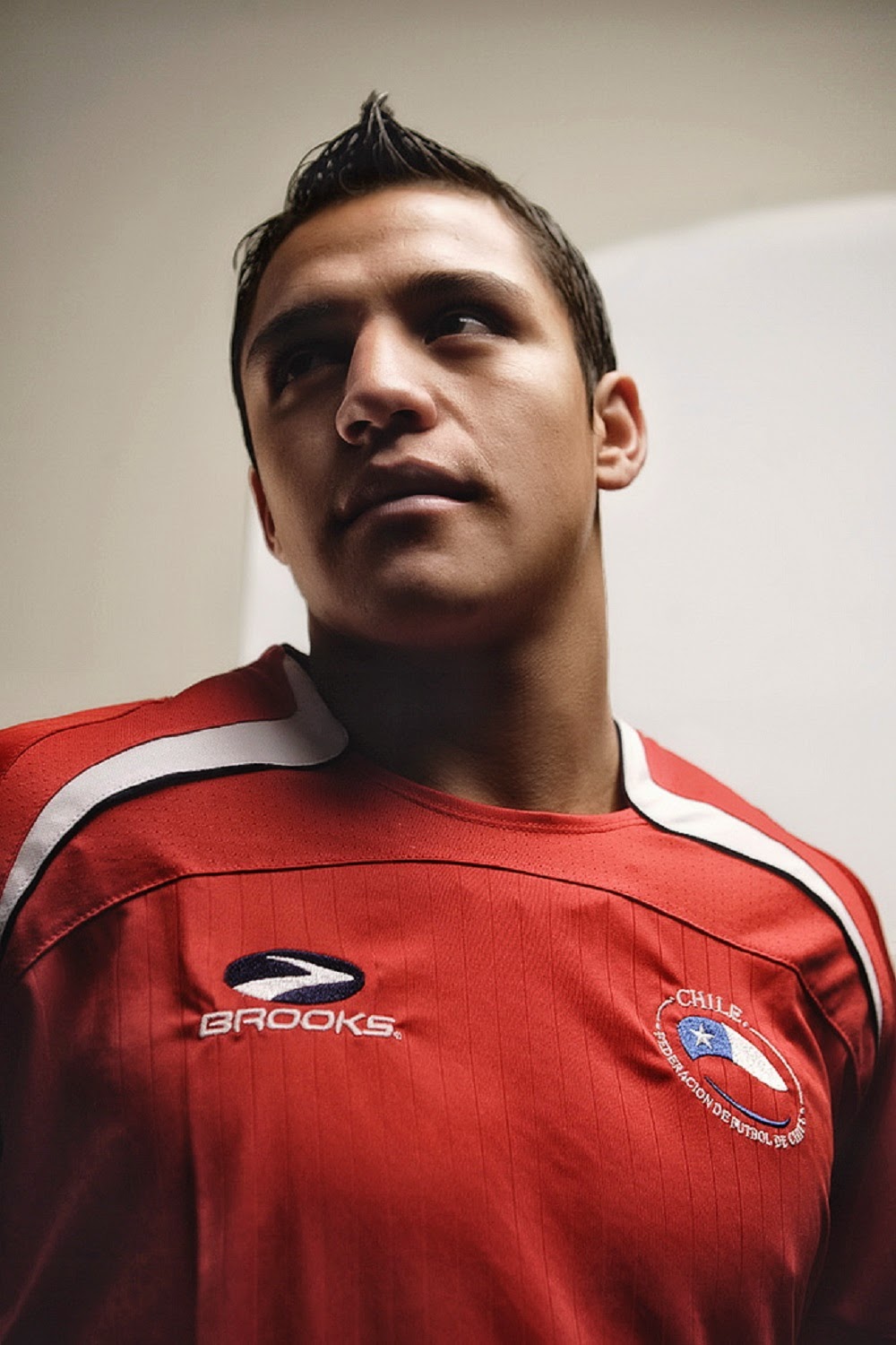 Araucaria: OFFICIEL : ALEXIS SANCHEZ A SIGNÉ À ARSENAL