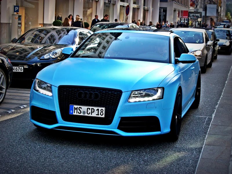 Sandersssons: baby blue Audi RS5