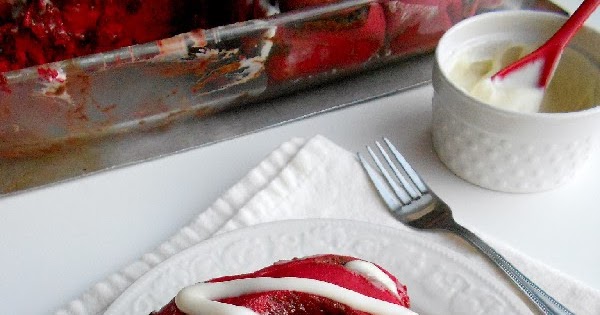 Red Velvet Chocolate Rolls - Confessions of a Confectionista