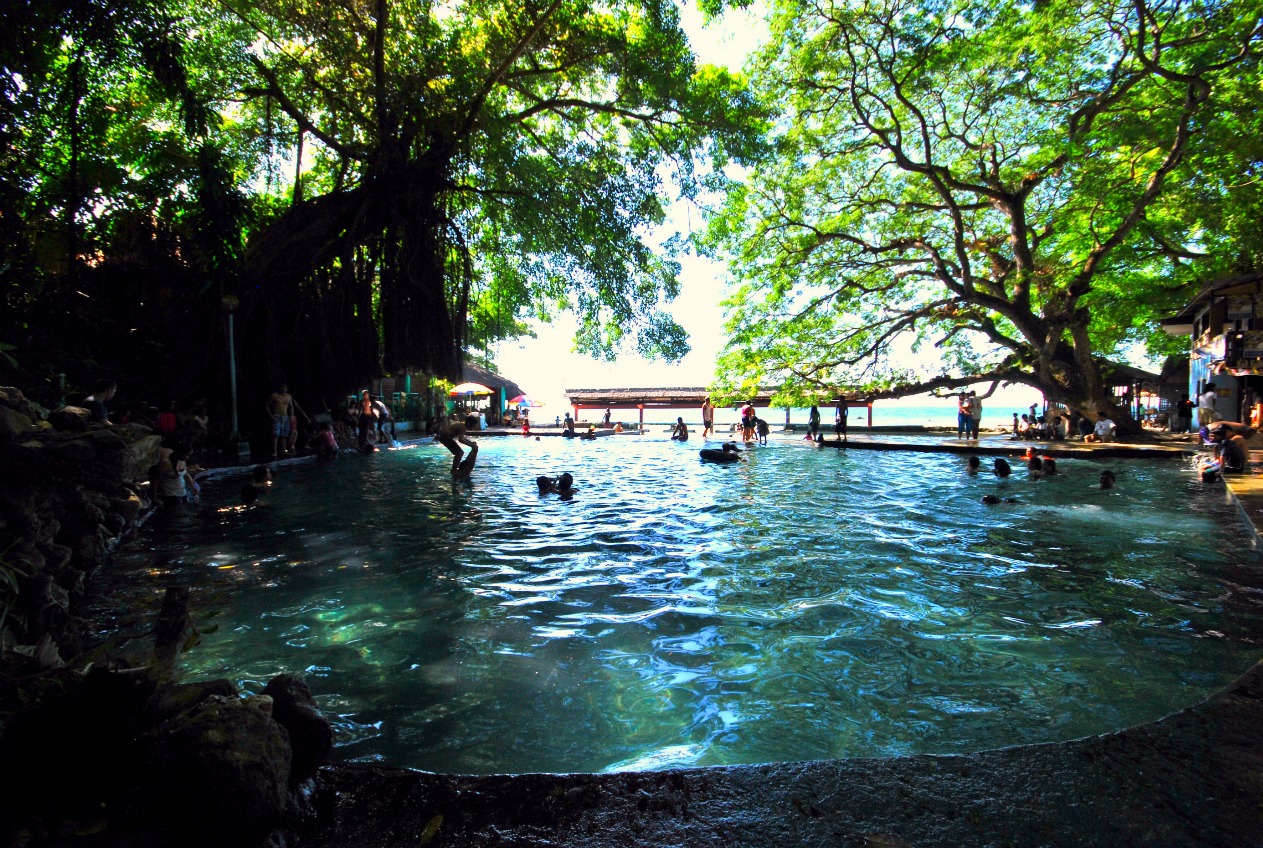 Affordable Vacations in Asia: The Philippines: TABUELAN, Cebu Summer Fun