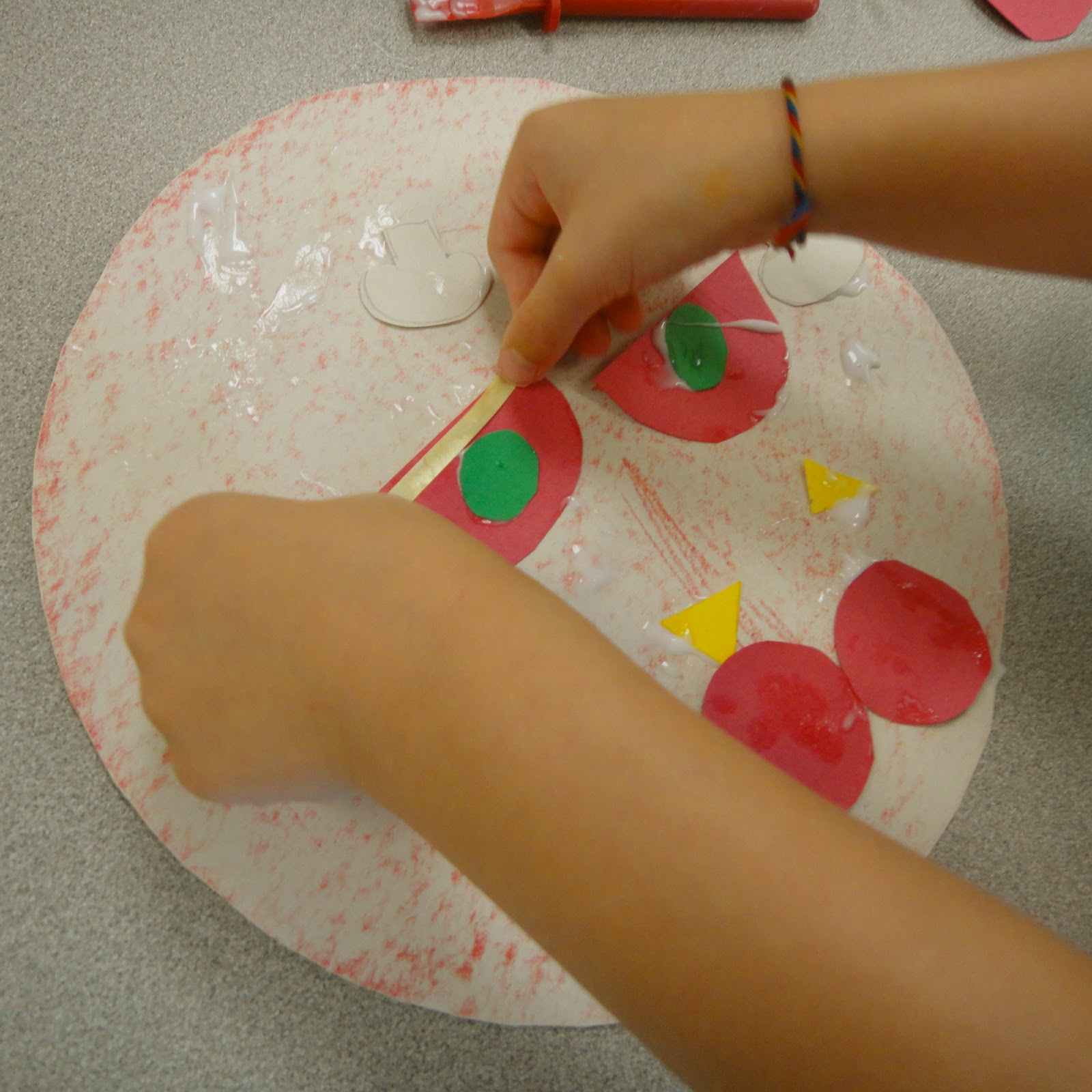 Paper Pizza! | Gettin' Crafty with Natalie