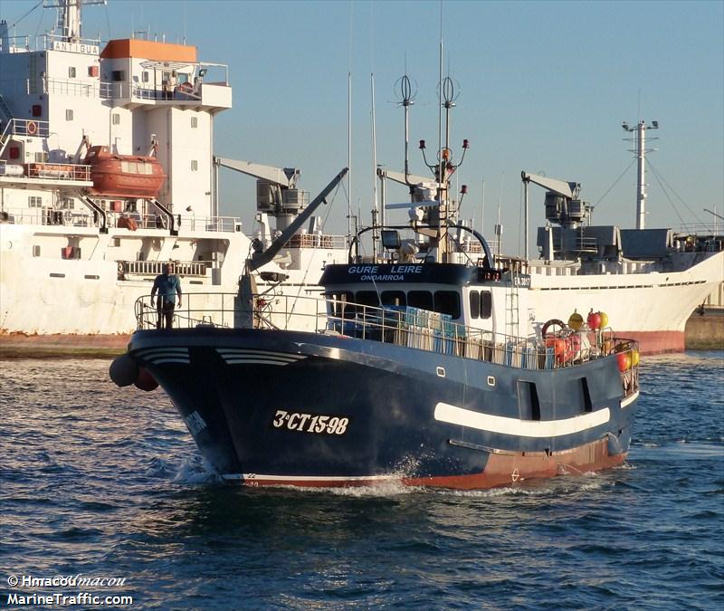 OPS 751: Evacuação navio pesqueiro "GURE LEIRE"09JAN2012