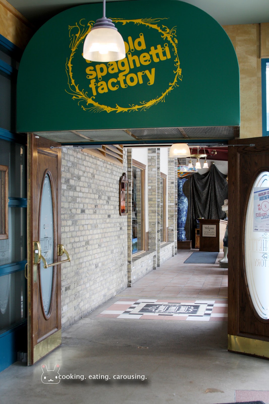 cooking. eating. carousing.: old spaghetti factory, to fill our bellies