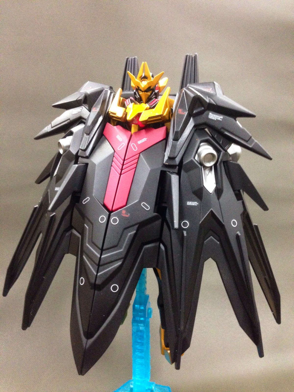 Custom Build: Gundam x LBX 1/144 Gundam Exia Dark Matter "Phantom ...