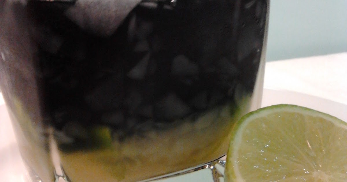 Caipirinha de Vodka Preta - Colher de Pau e Salto Alto