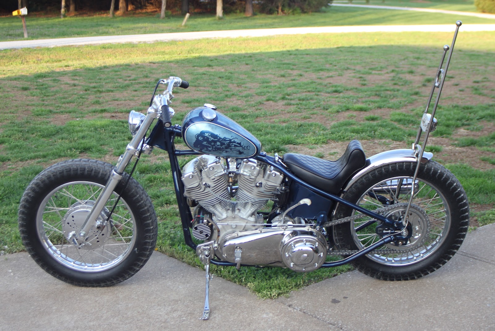 The Imperial House: Gypsy Soul - man Im digging this bike!