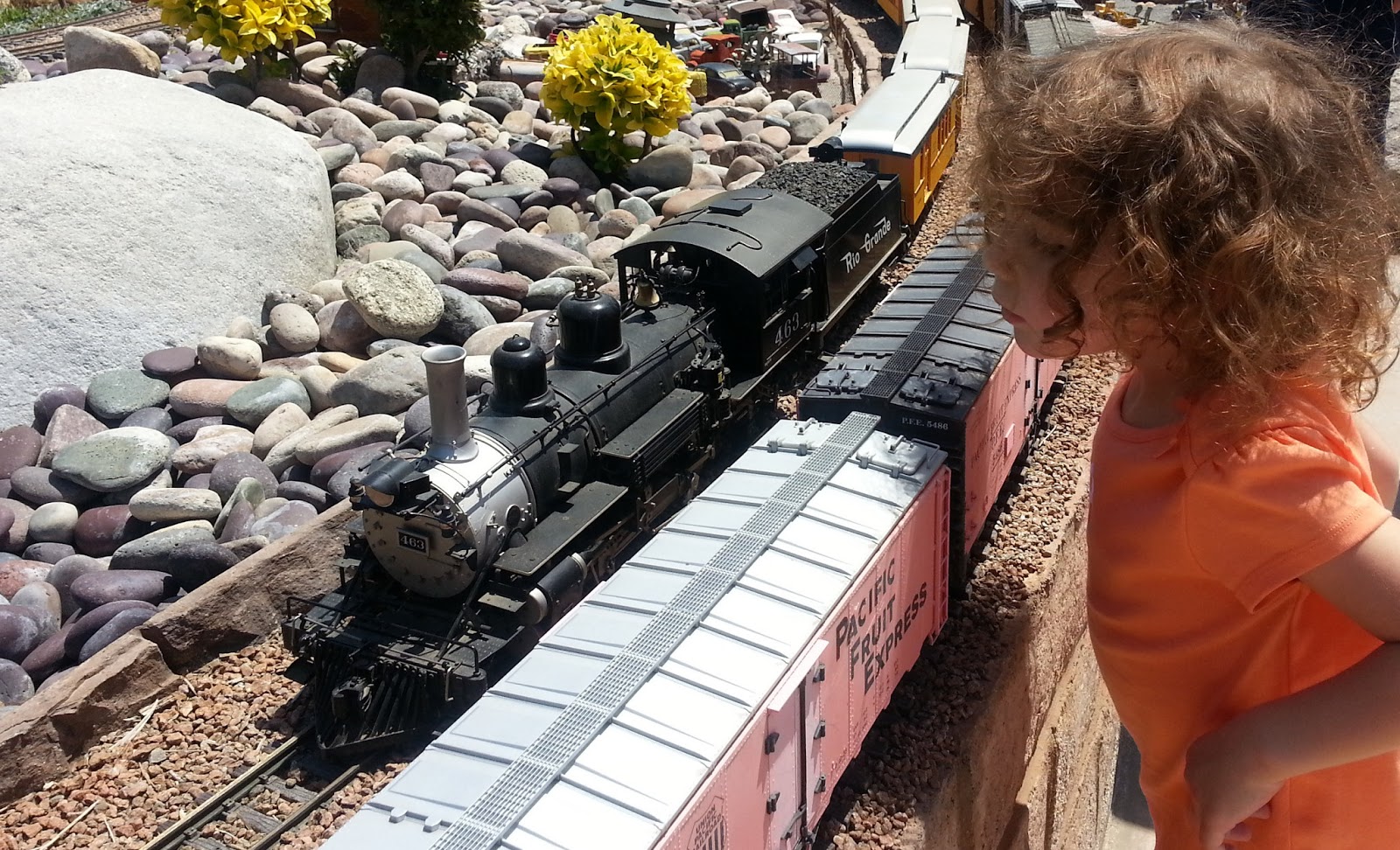 Jet Set Mom: R&F Railroad rules the rails in Riverside, CA