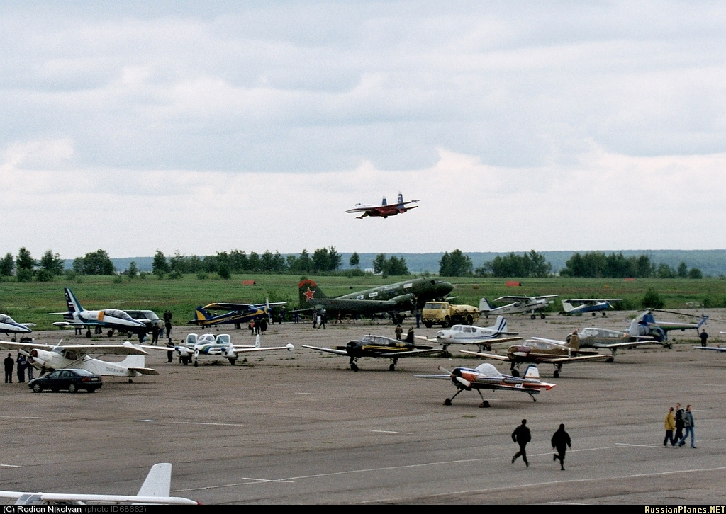 AviationFansIndo: Sukhoi Test Pilot Team