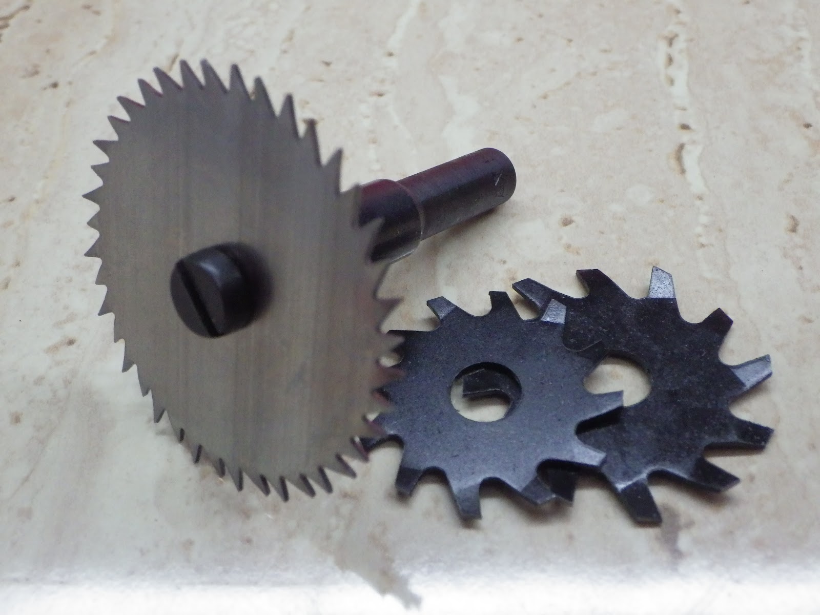 meserias in bricolaj: tutorial bormasina