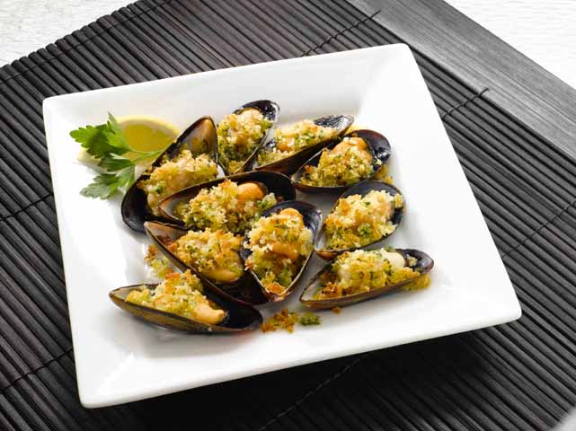 Gourmet Gob: Garlic butter roasted mussels