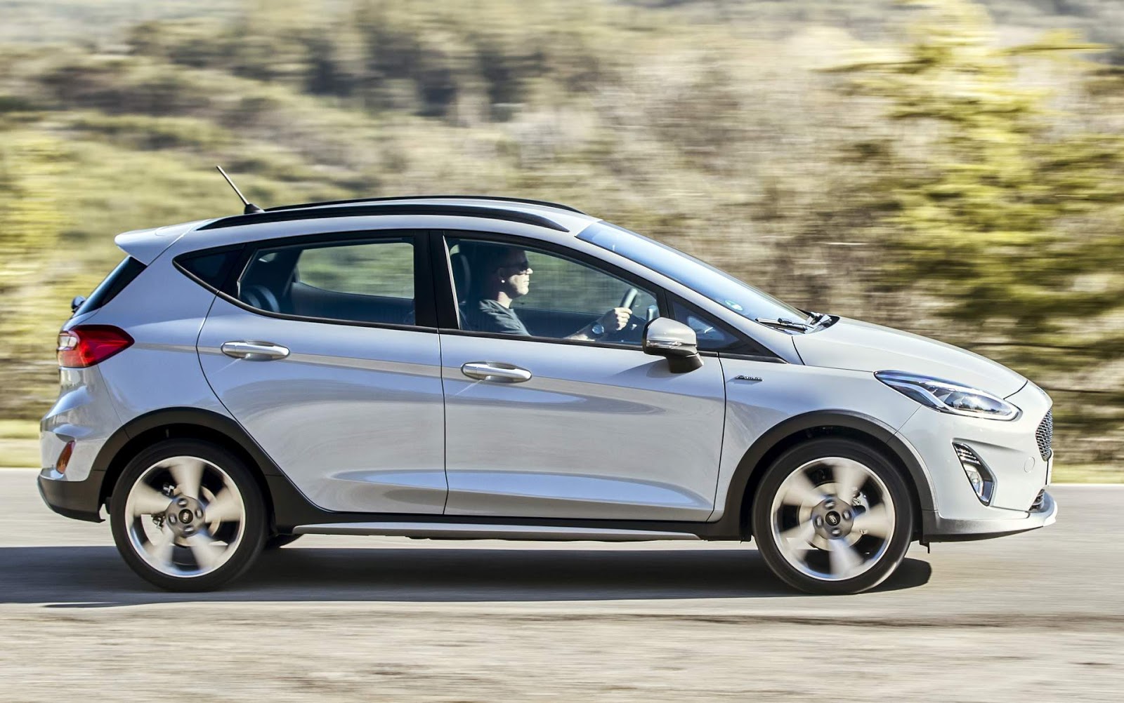 Novo Ford Fiesta 2019 ST e Active vão à venda - Europa