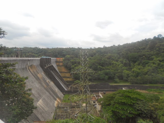 Thenmala Dam