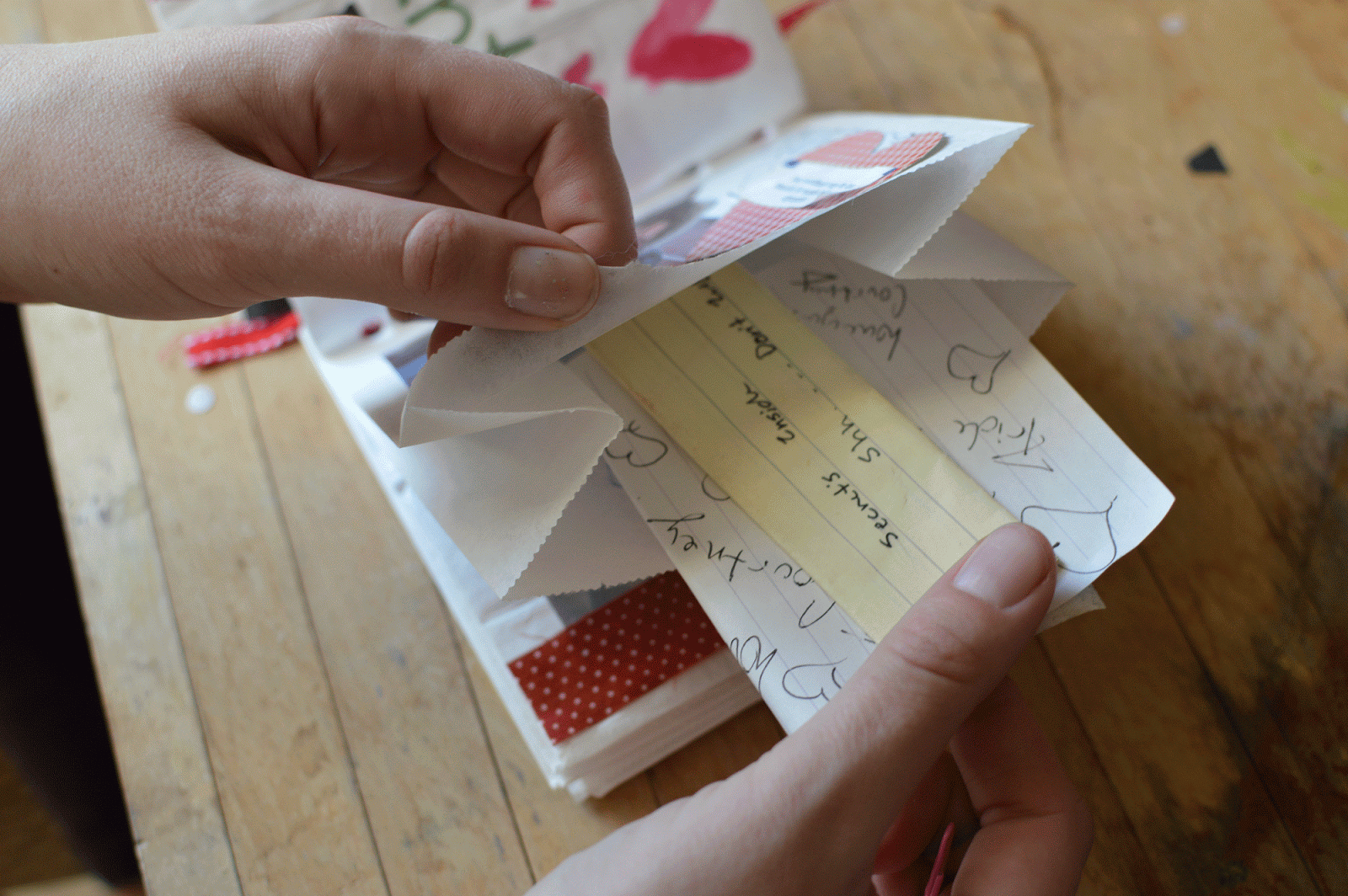 Run 2 the Wild: DIY Valentine Love Book