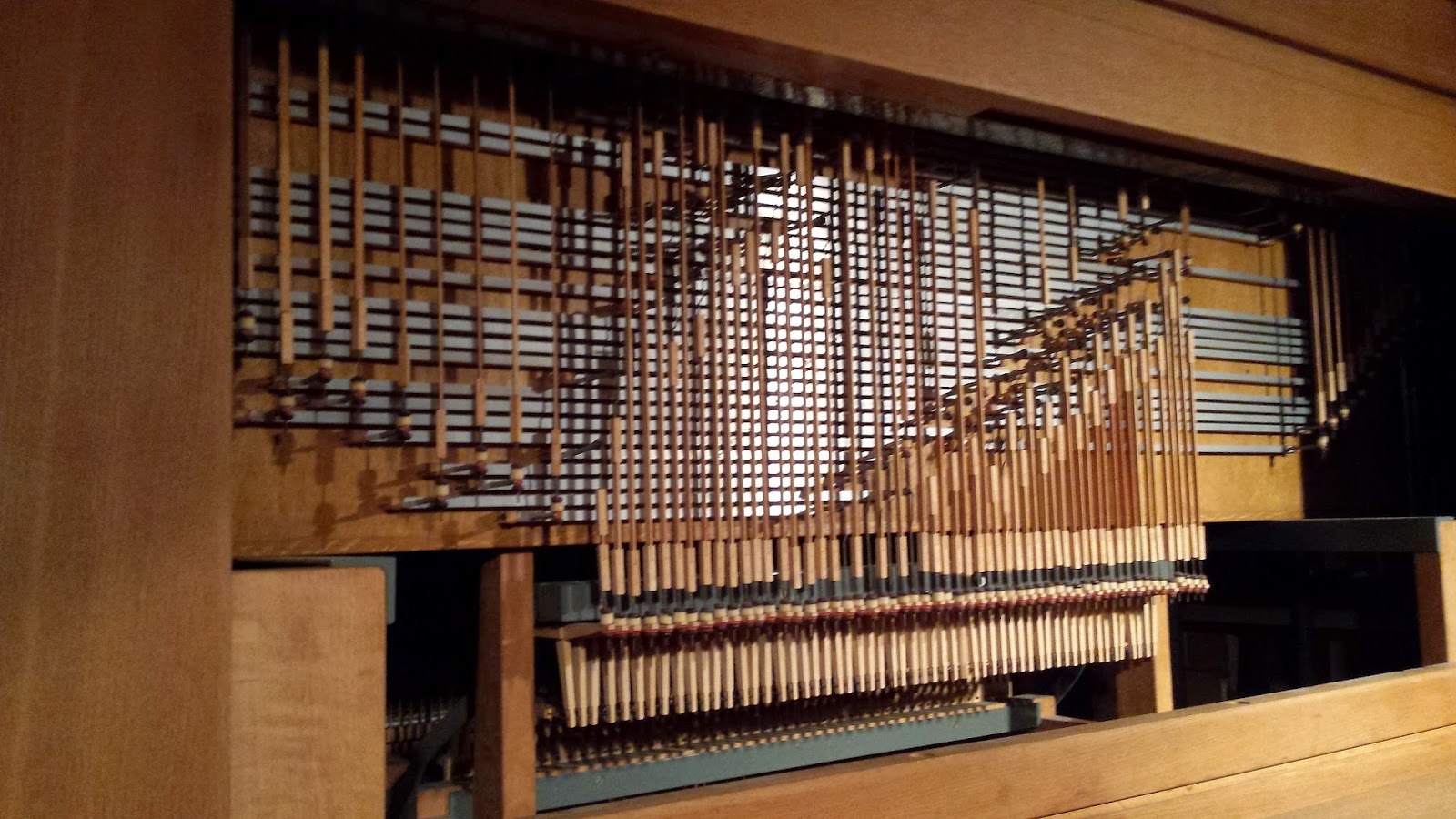 Vintage Metalworks: Maybe this organ repair might becoming a thing....