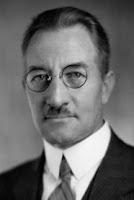 FULL Conquis!: Historia