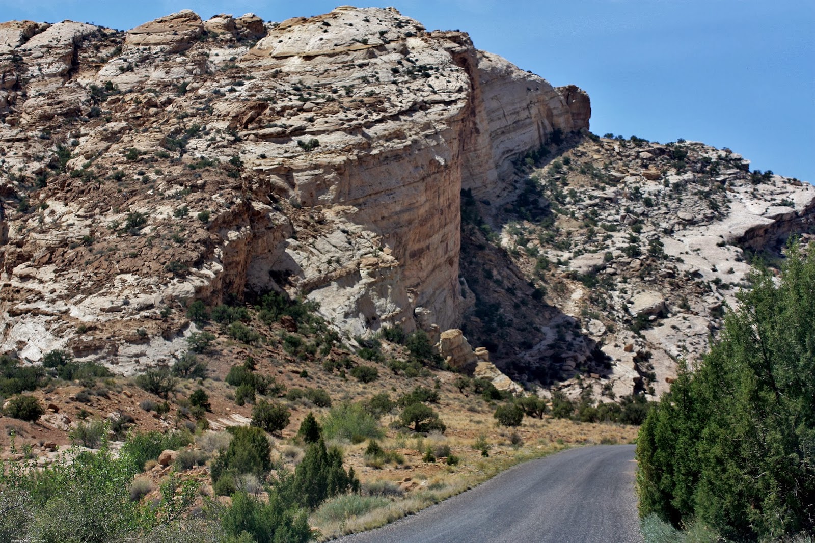 The Southwest Through Wide Brown Eyes: Oh Swell, the San Rafael Reef.