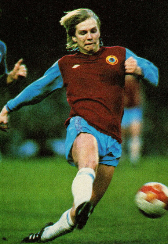 English Football Retro TV: Gary Shaw.