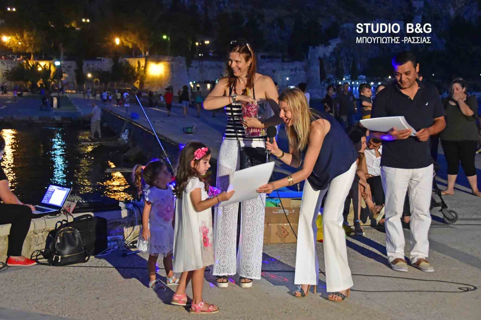 anatoliko blog: ΧΑΡΤΙΝΑ ΚΑΡΑΒΑΚΙΑ, ΑΕΡΟΣΤΑΤΑ ΚΑΙ ΧΡΥΣΟΨΑΡΑ ΣΤΗΝ ...