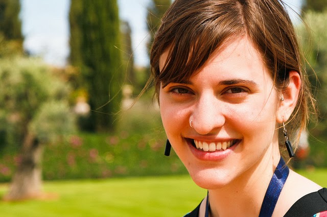 9 HABITS OF HAPPY AND SUCCESSFUL PEOPLE - Knowledge Zone, The Online ...