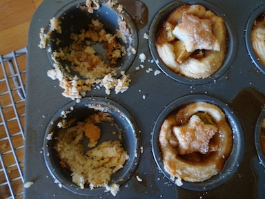 egg juice with pepperoni: Mini apple star pies FAIL