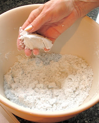 From Which Things Grow: Who Knew? How To...Fizzy Bath Biscuits