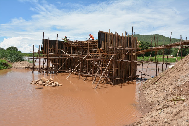 GWIJI LA MATUKIO RUVUMA: NAIBU WAZIRI WA UJENZI AMTAKA MKANDARASI ...