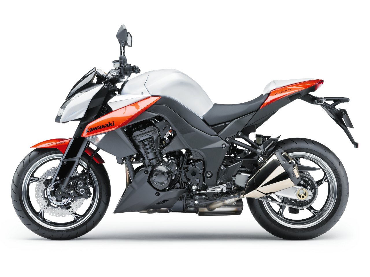 ConcettoMotors: Kawasaki Z1000: uma super naked agressiva