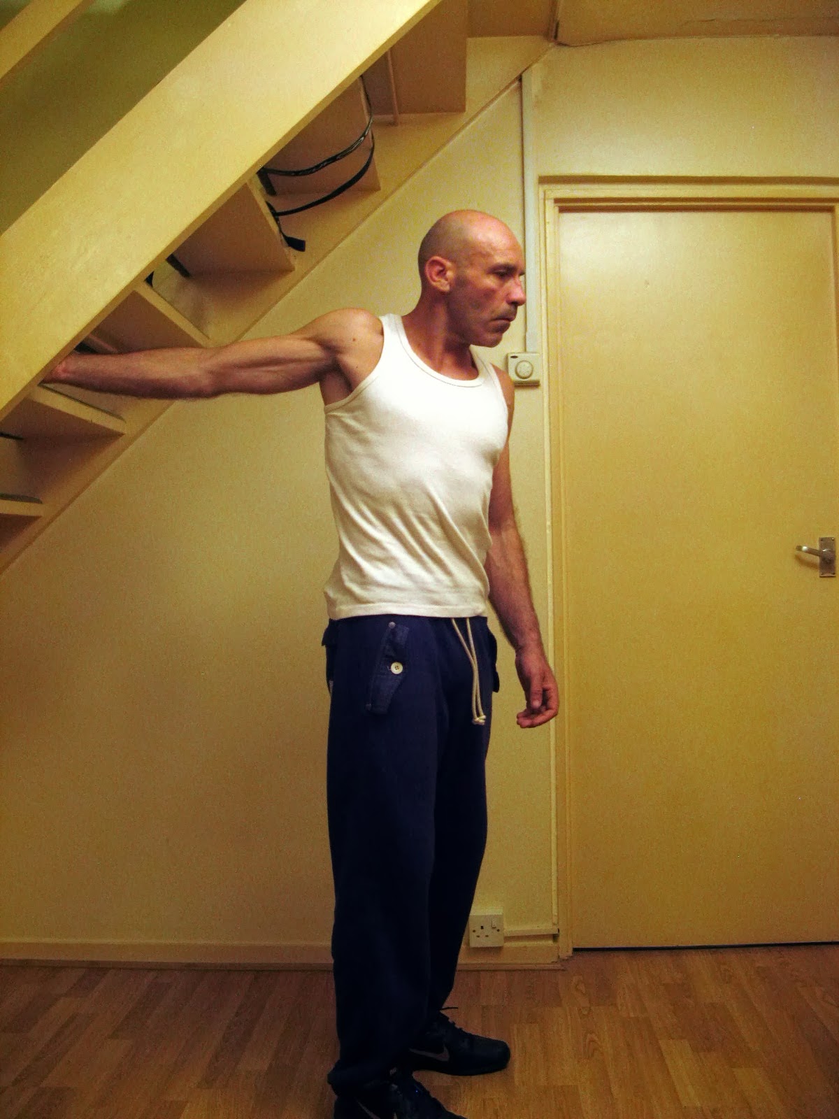 Start Bodyweight Training: Simple static stretching routine