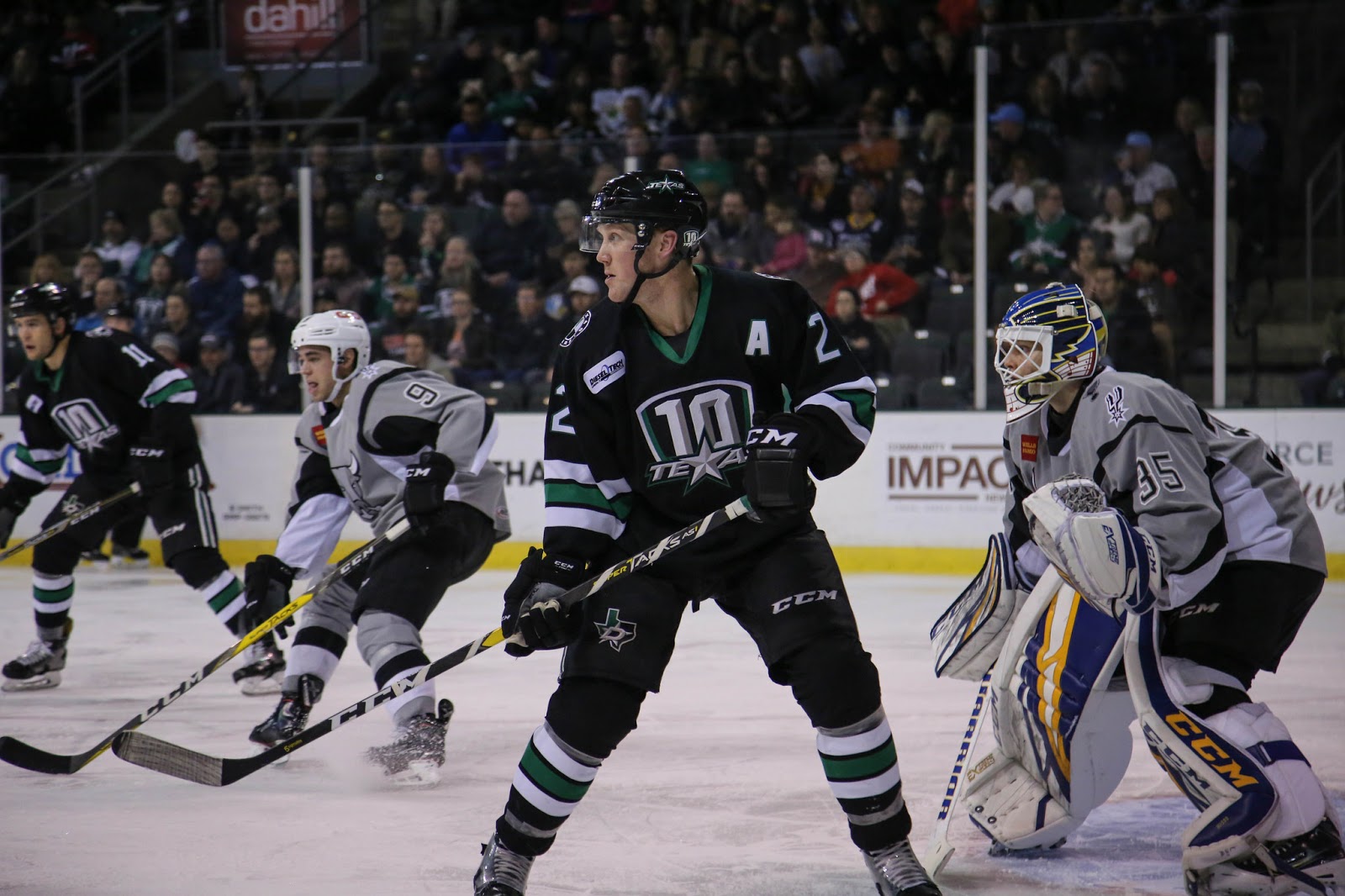 Texas's Erik Condra Named CCM/AHL Player of the Week