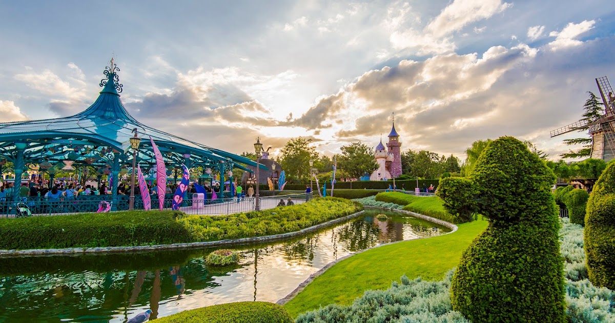 Tea Party at the Sunset